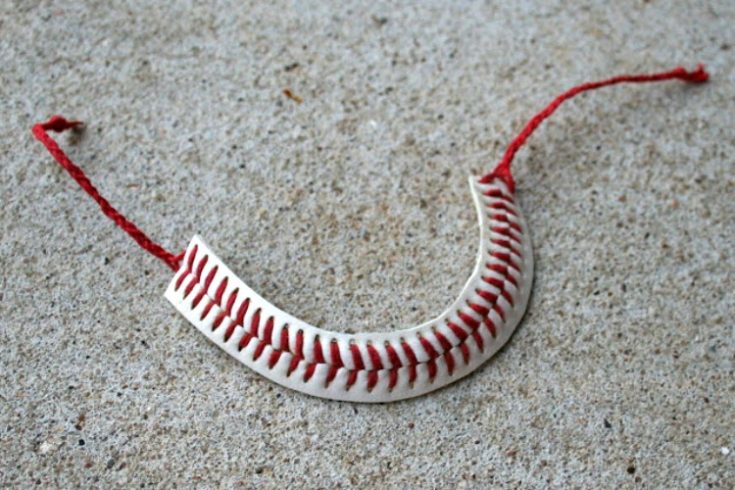 DIY Upcycled Baseball Bracelet